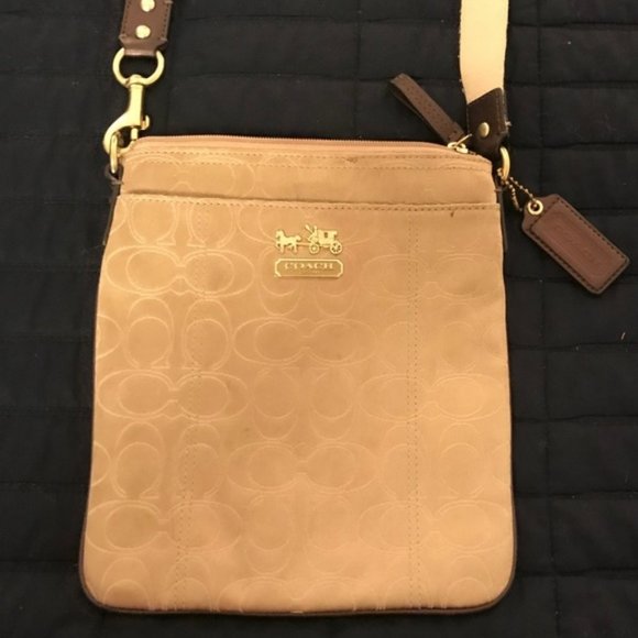 Coach | Bags | Coach Swingpack Signature Fabric Crossbody Bag | Poshmark